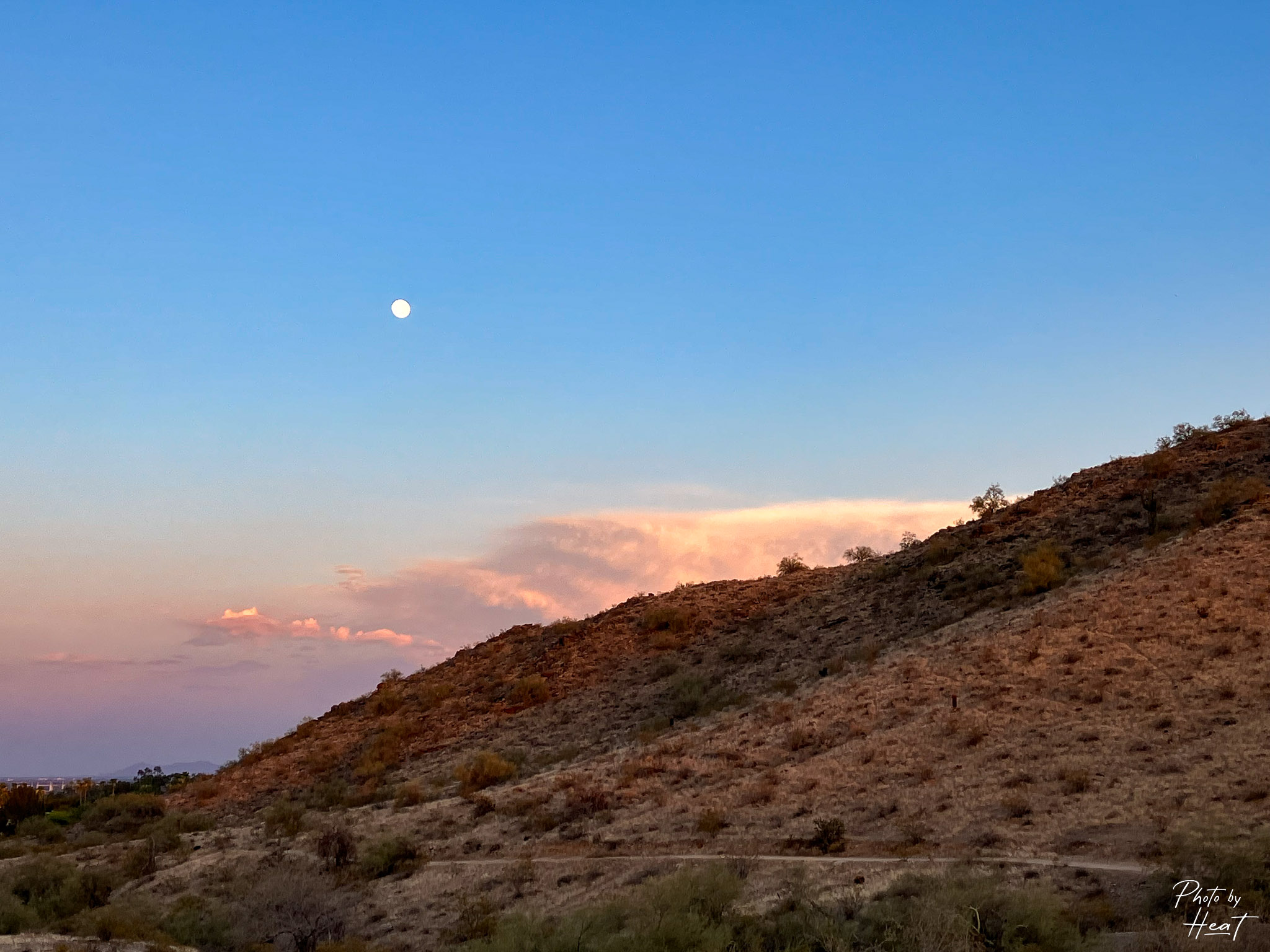 19June22 photos: sunset - Heat's Tangent City